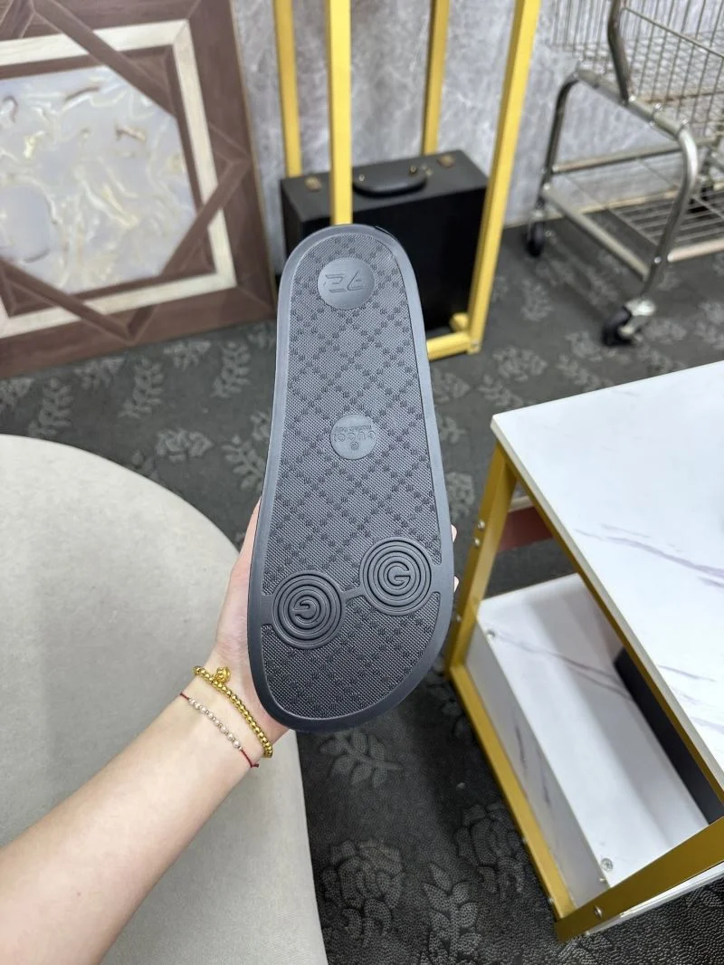 High accuracy Gucci Slippers