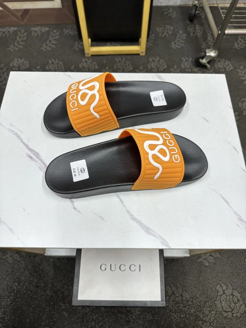Accurate model Gucci Slippers