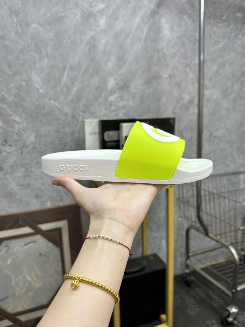 Accurate model Gucci Slippers