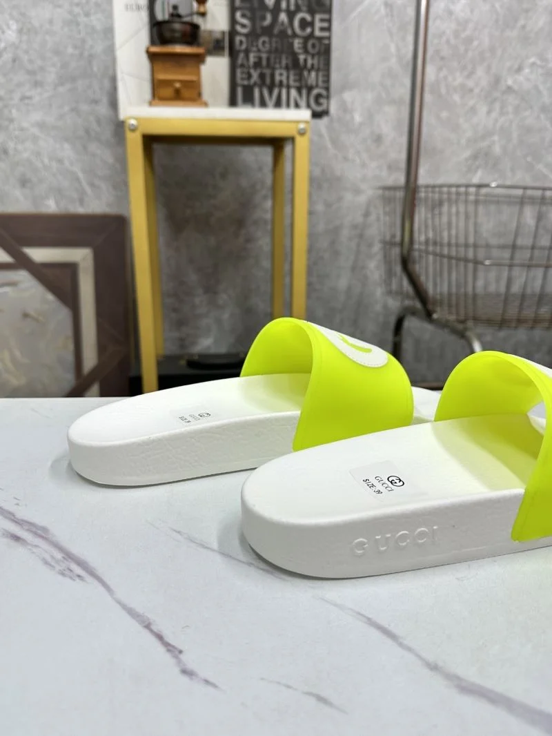 Accurate model Gucci Slippers