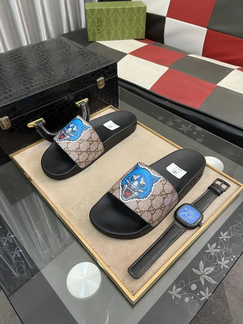 Accurate model Gucci Slippers