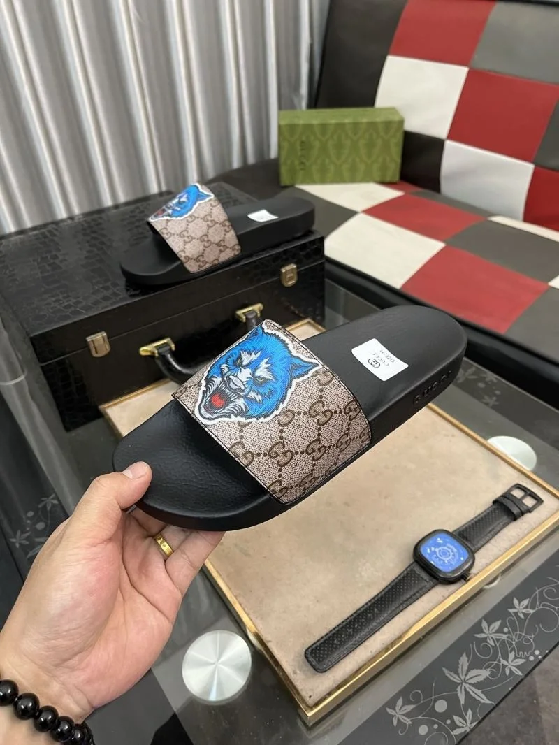 Accurate model Gucci Slippers