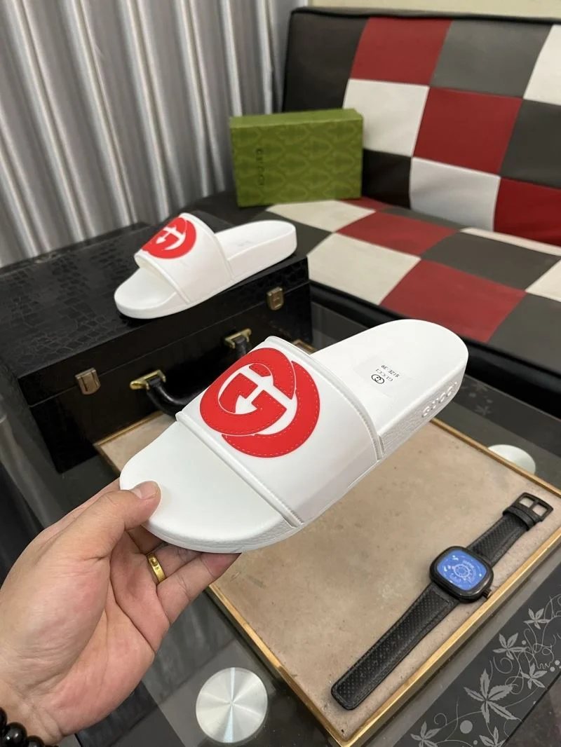 Brand-authenticated Gucci Slippers