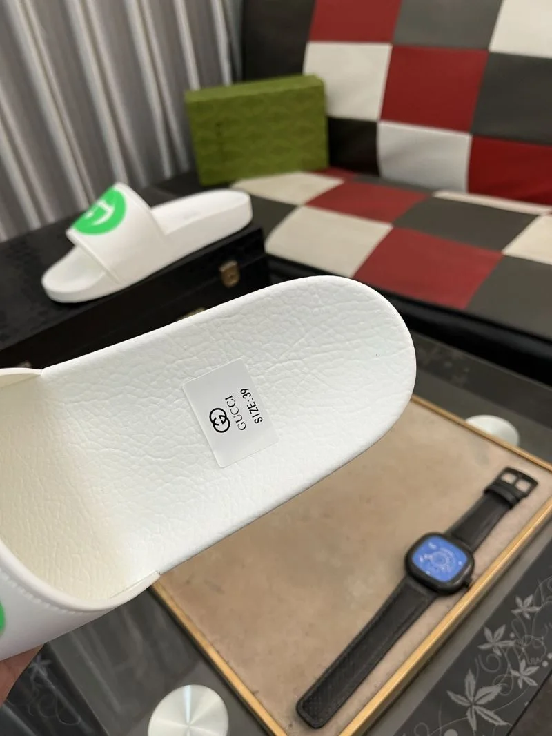 Bargain Gucci Slippers