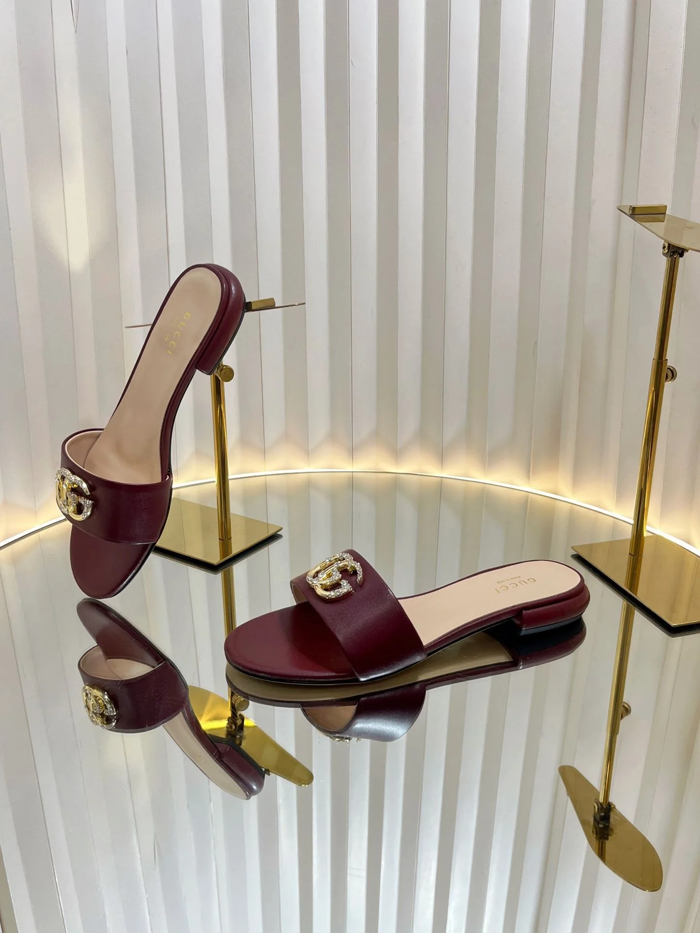 Bargain Gucci Slippers