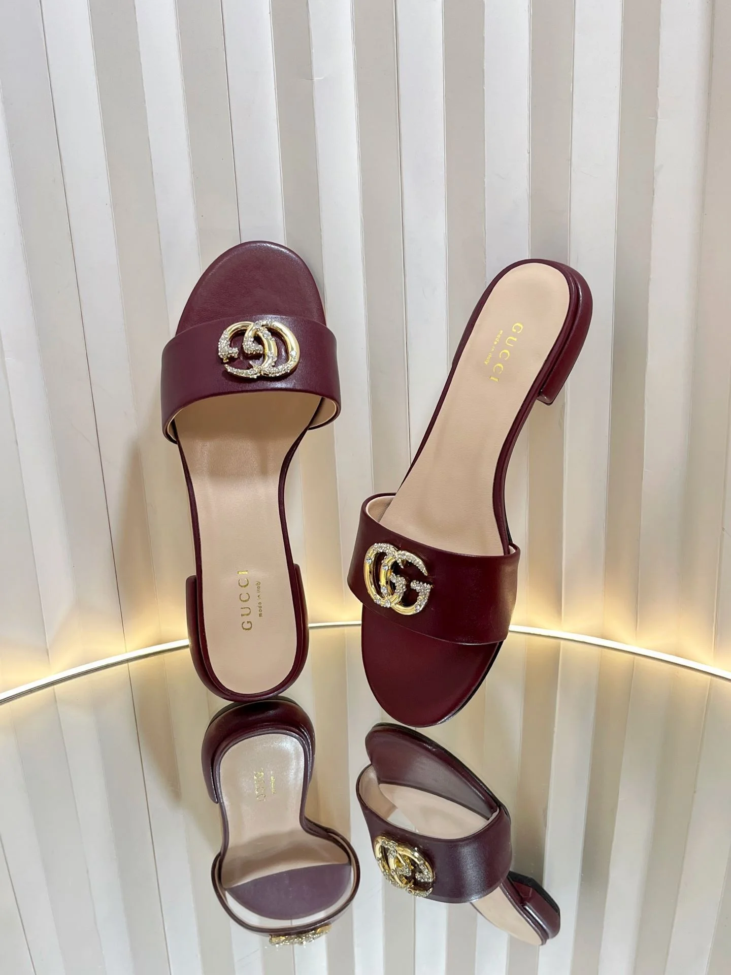 Bargain Gucci Slippers