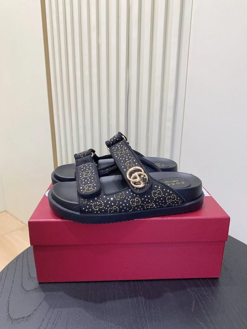 Accurate model Gucci Slippers