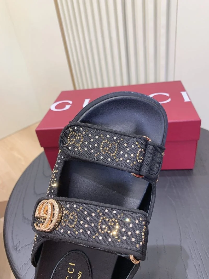 Accurate model Gucci Slippers