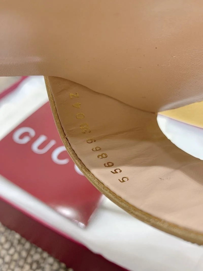 Accurate model Gucci Slippers