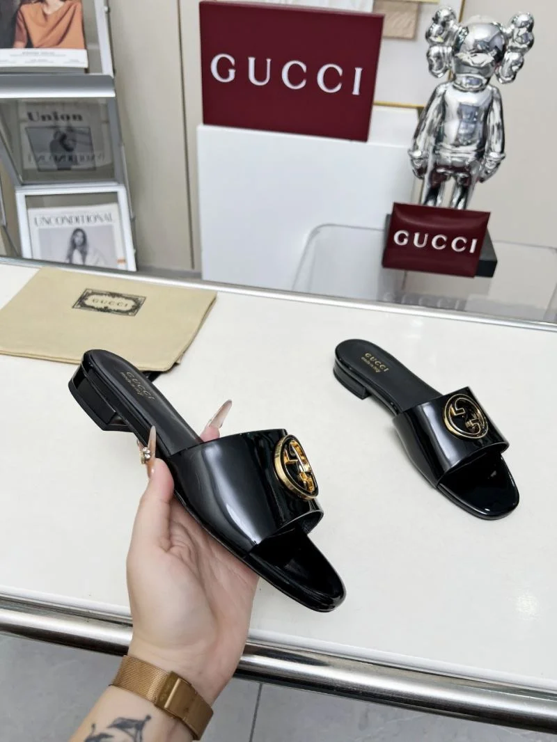 Low-cost Gucci Slippers