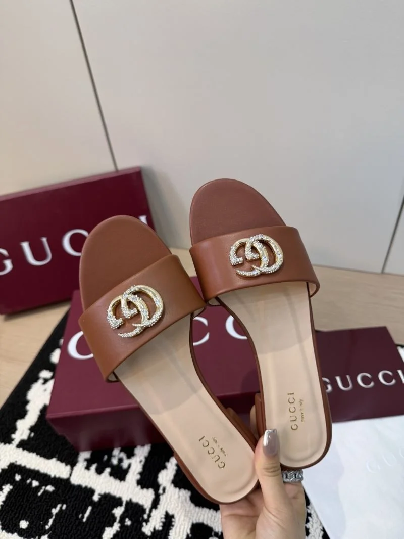 Top match Gucci Slippers