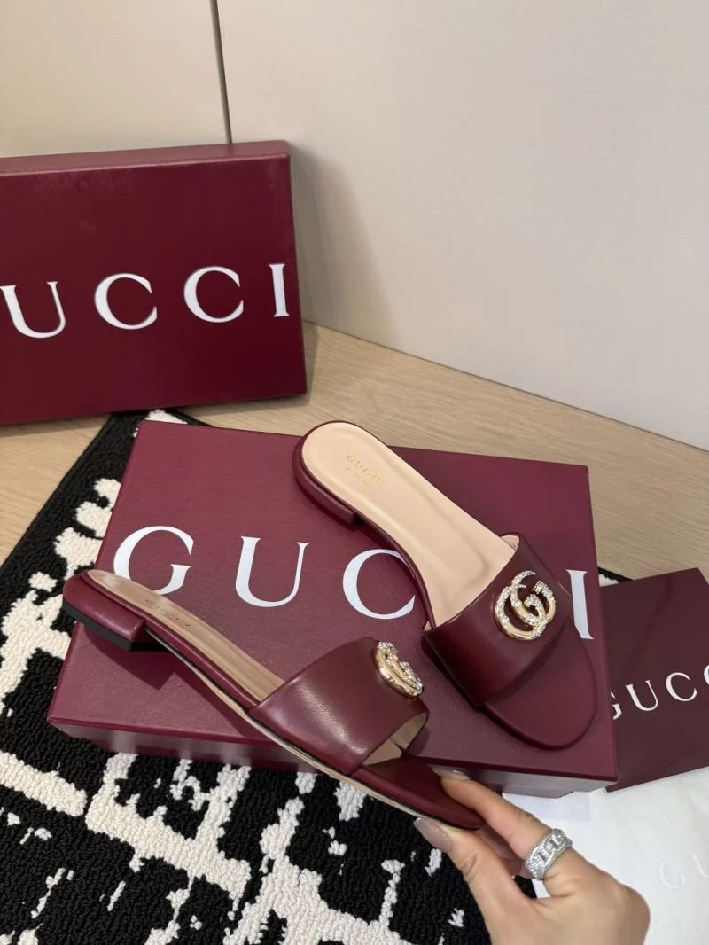 Top match Gucci Slippers