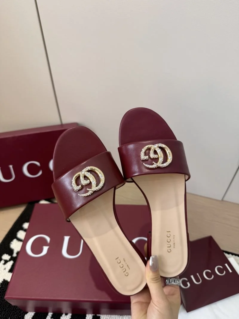 Top match Gucci Slippers