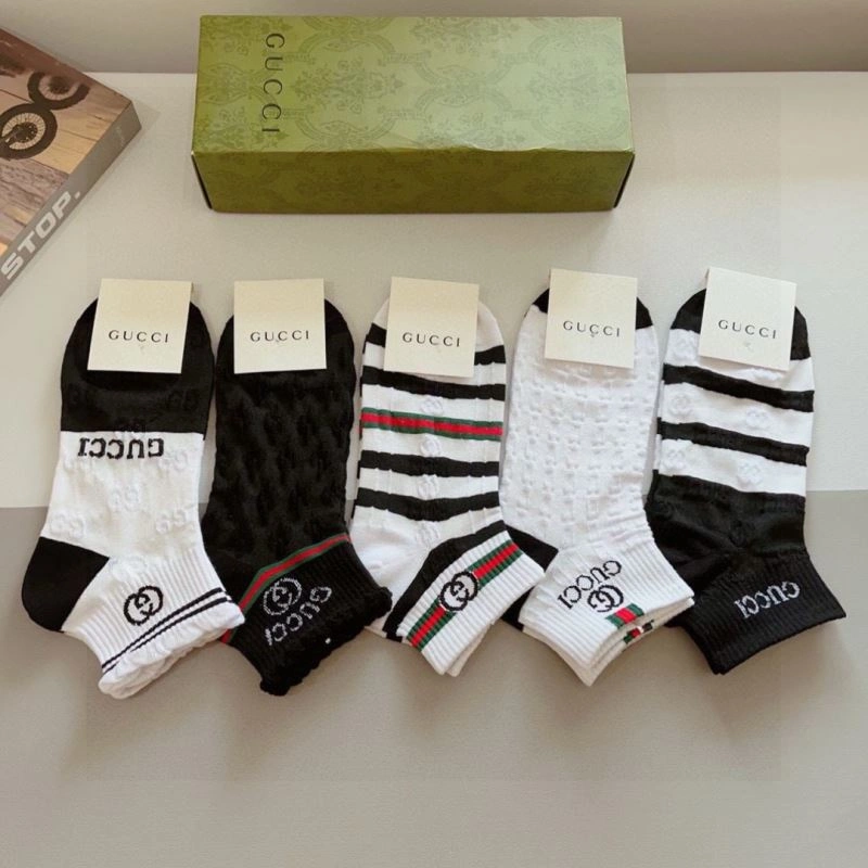 Value-priced Gucci Socks