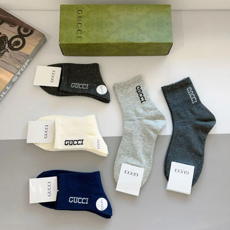 Value-priced Gucci Socks