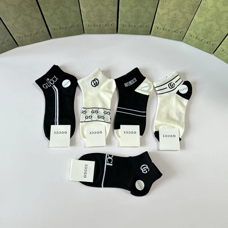 Value-priced Gucci Socks