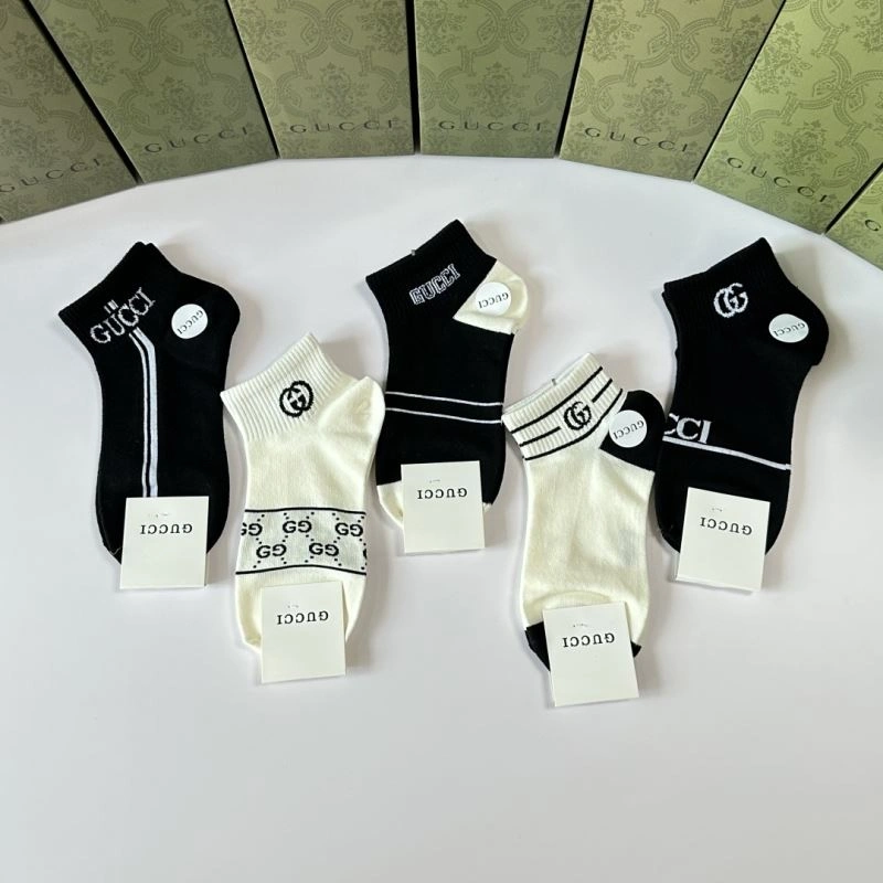 Value-priced Gucci Socks