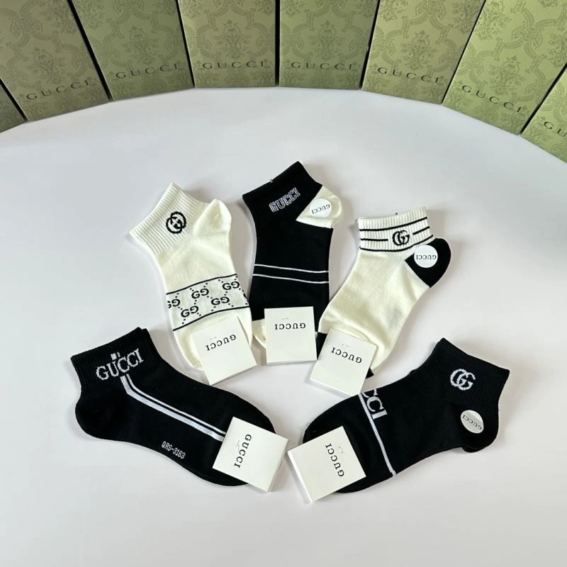 Value-priced Gucci Socks