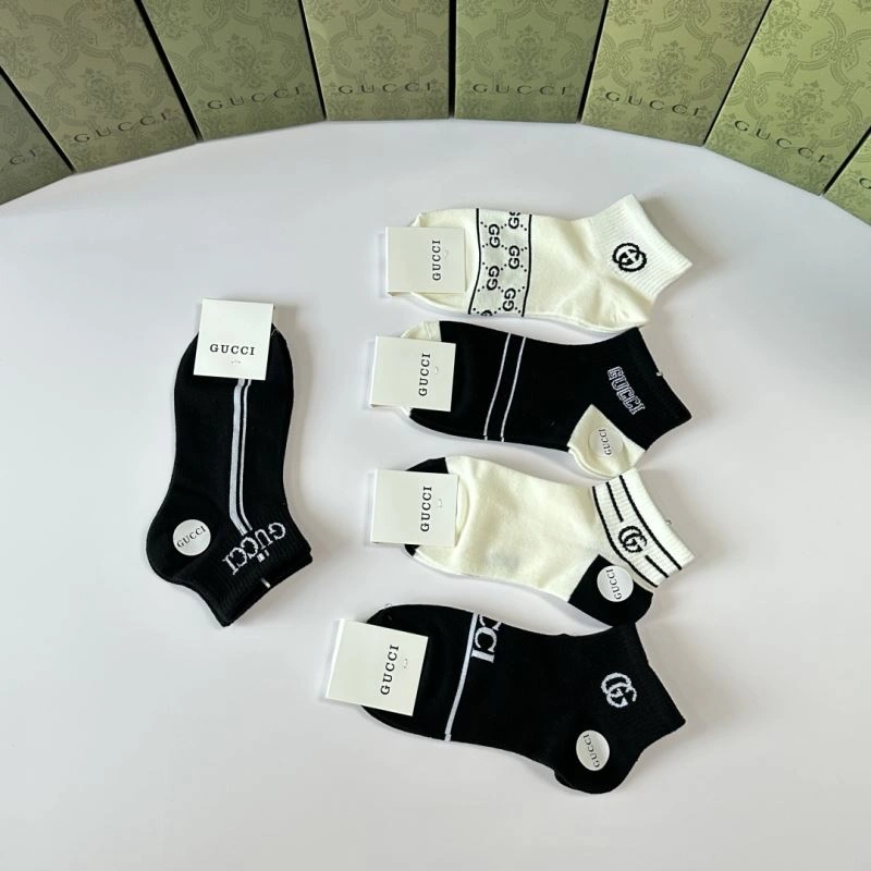 Value-priced Gucci Socks