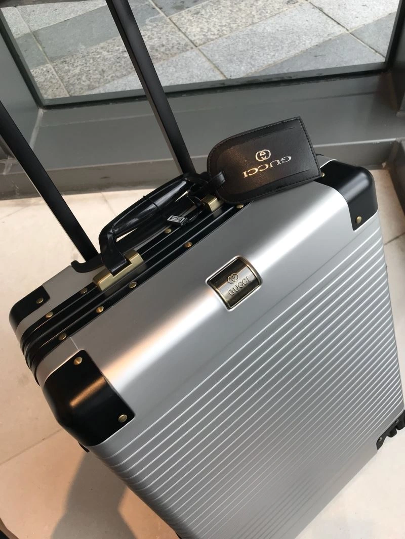 Low-cost Gucci Suitcase