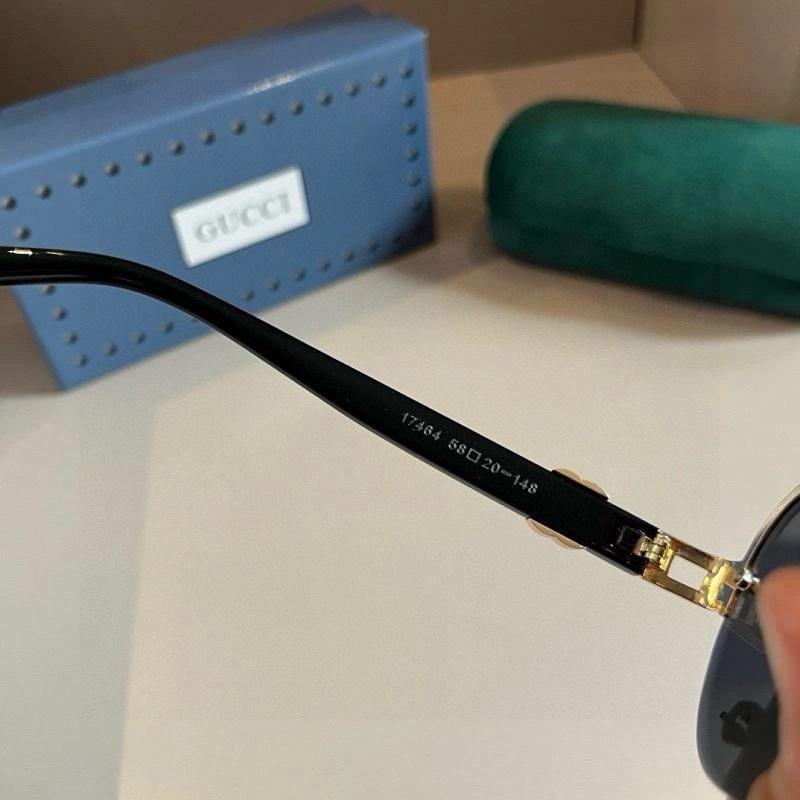 Accurate model Gucci Sunglasses