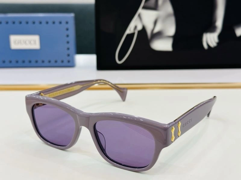 Exact replica Gucci Sunglasses