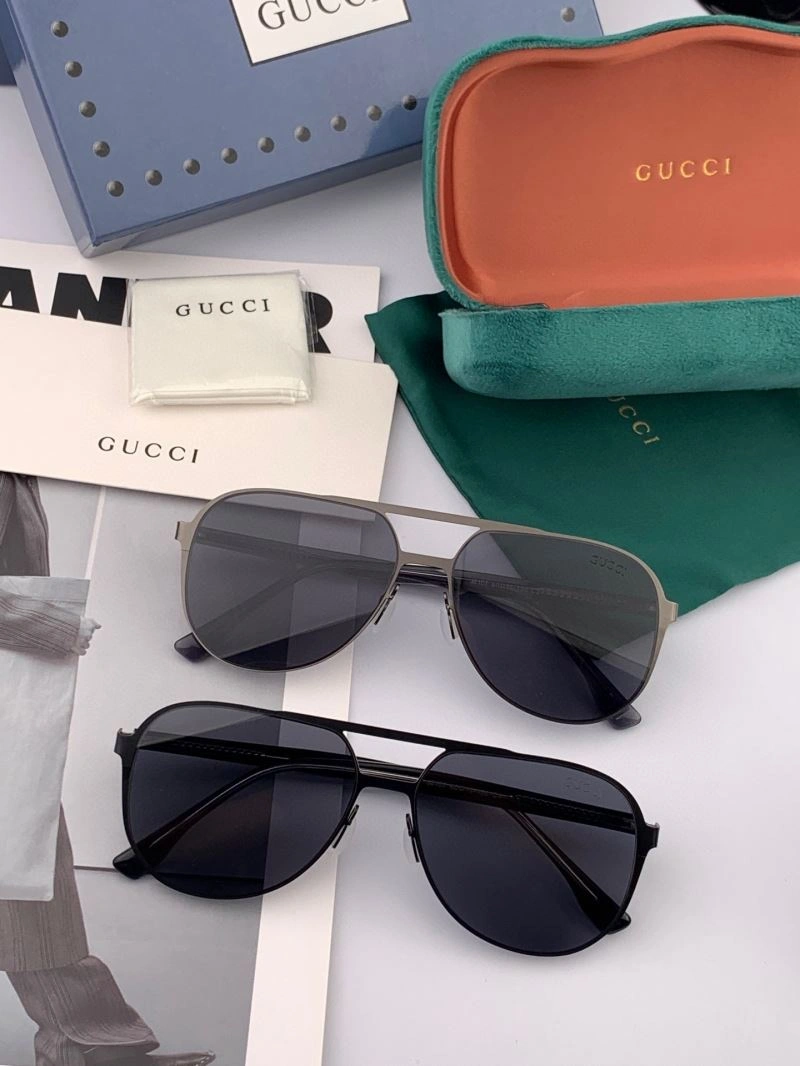 Top mirror Gucci Sunglasses