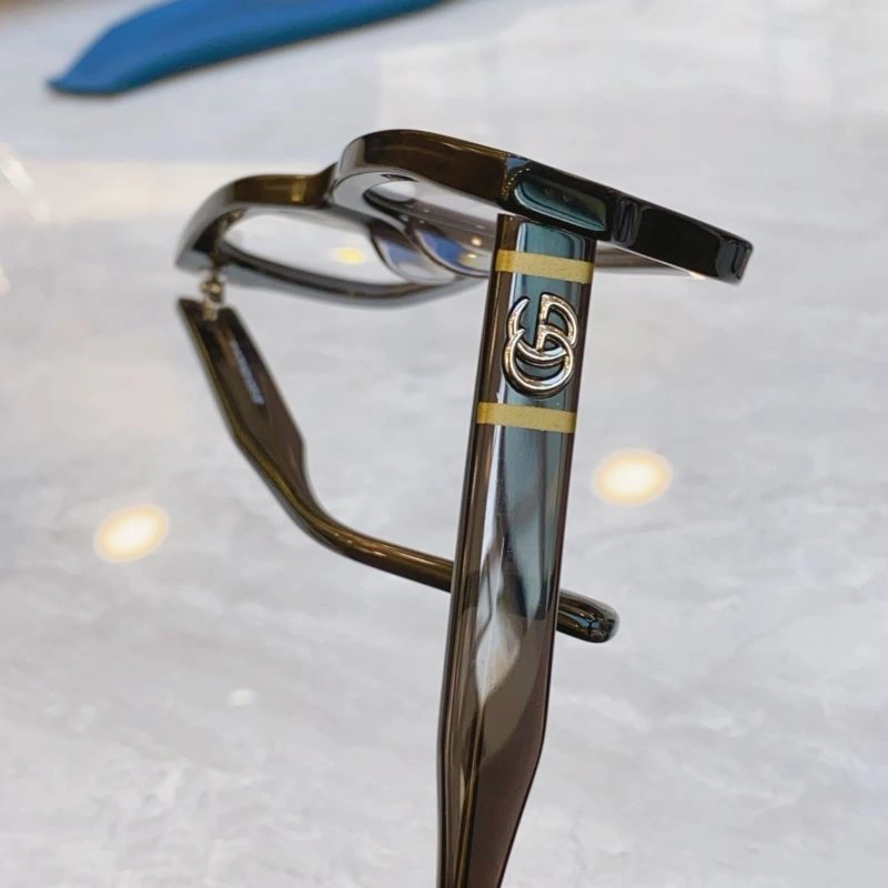 Exact replica Gucci Sunglasses