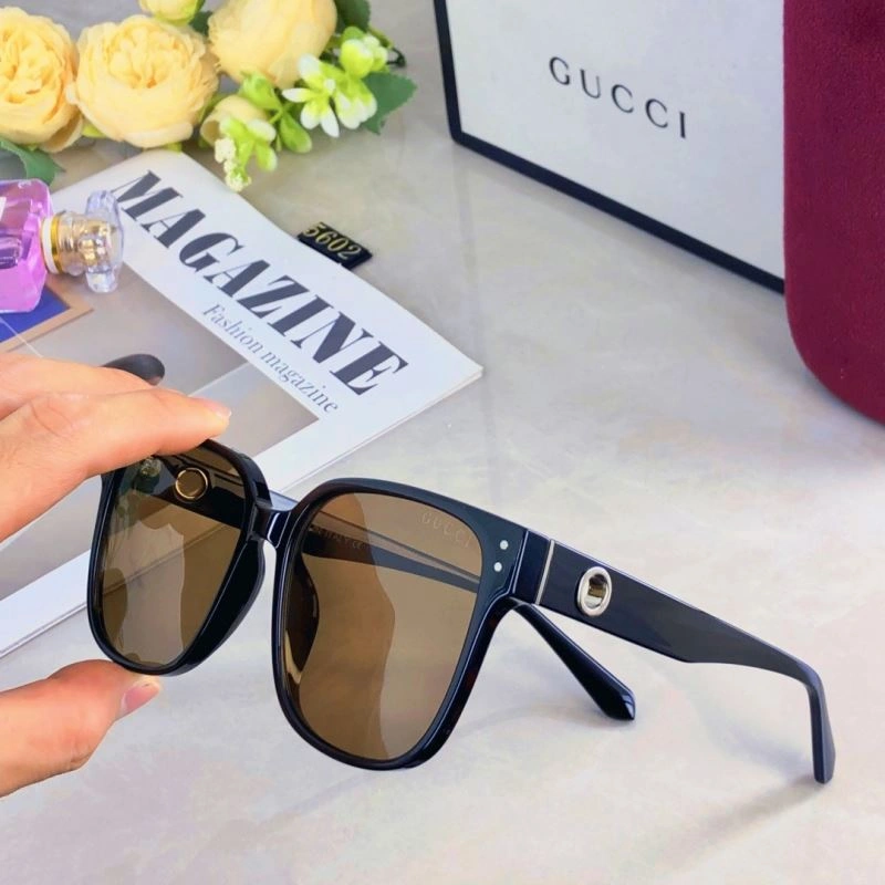 Accurate model Gucci Sunglasses