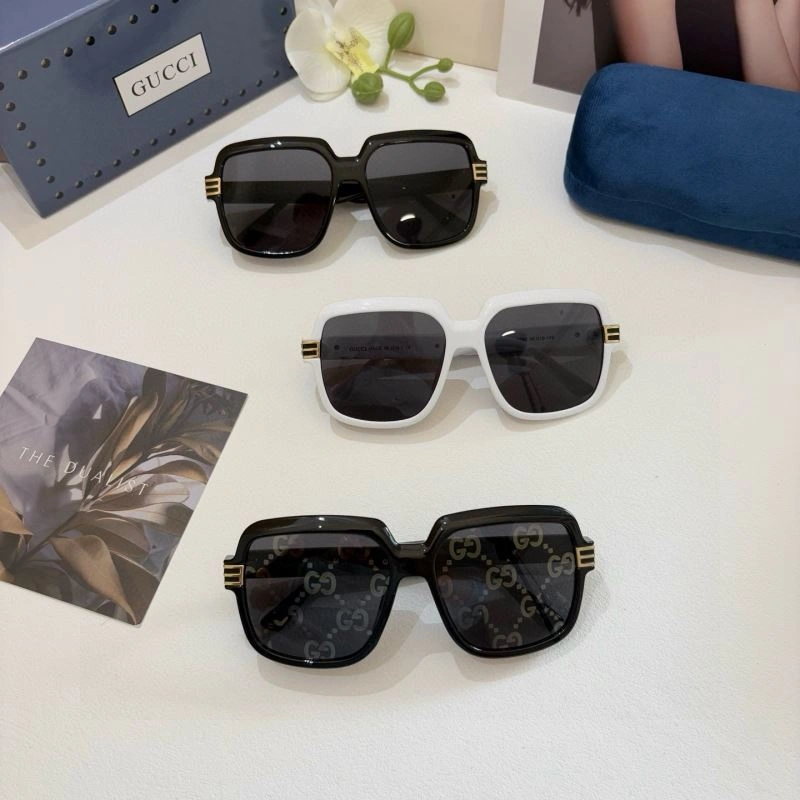 Brand-authenticated Gucci Sunglasses