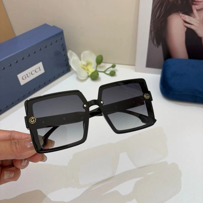 Top match Gucci Sunglasses