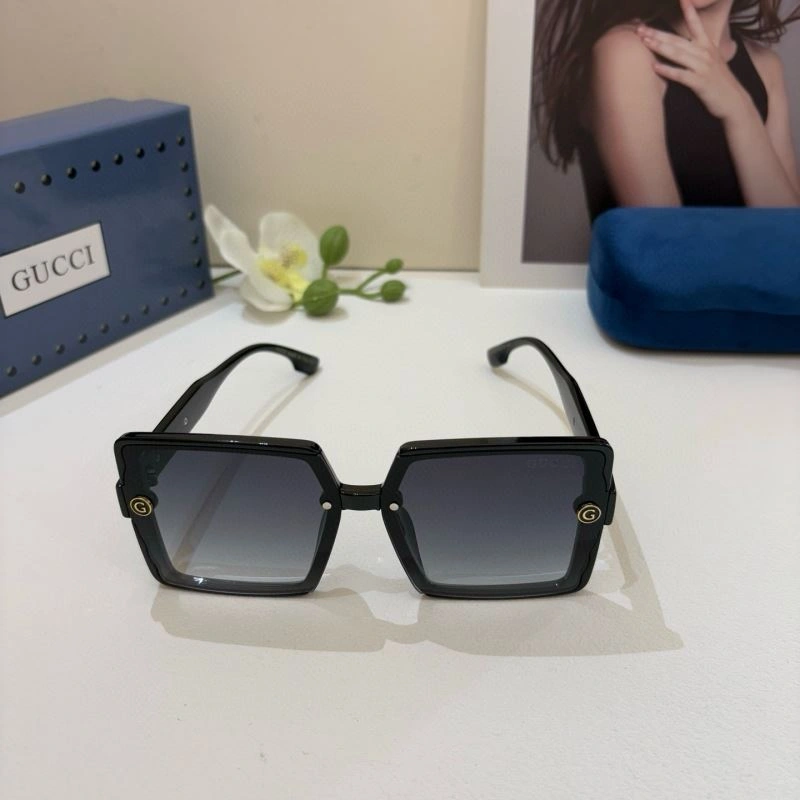 Top match Gucci Sunglasses