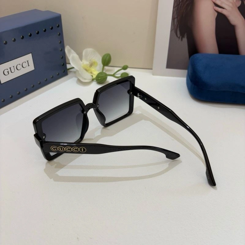 Top match Gucci Sunglasses