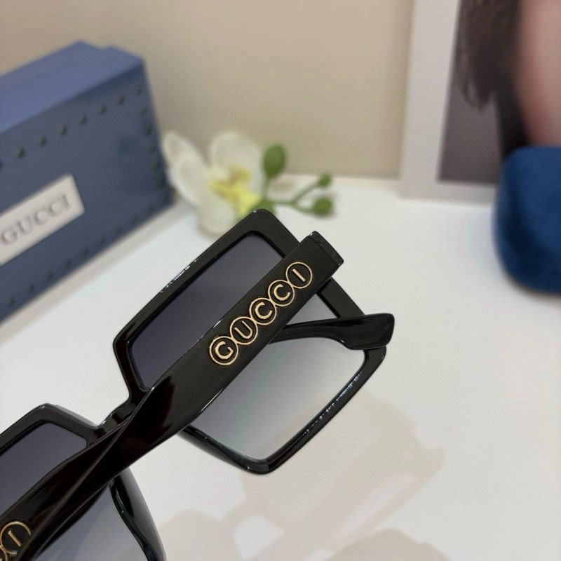 Top match Gucci Sunglasses