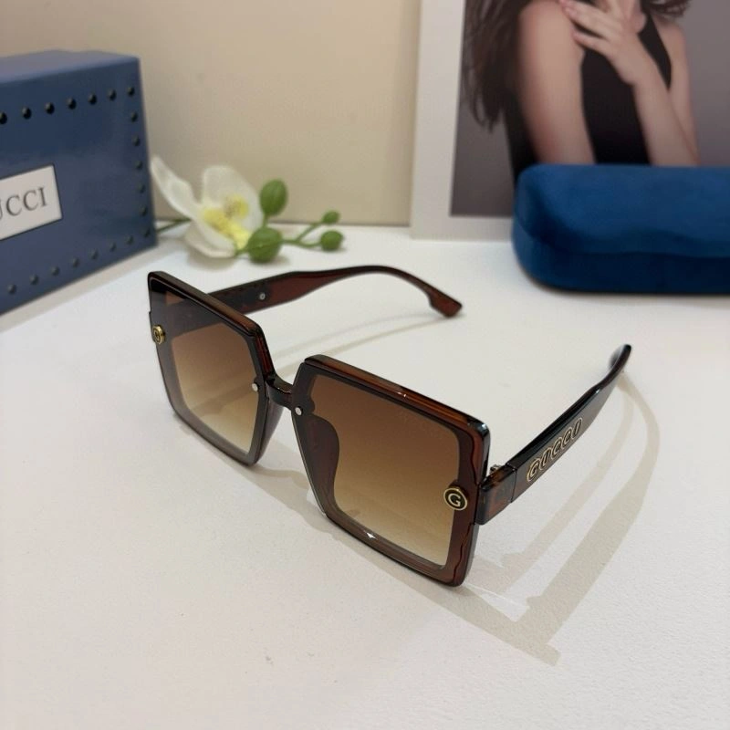 Exact replica Gucci Sunglasses