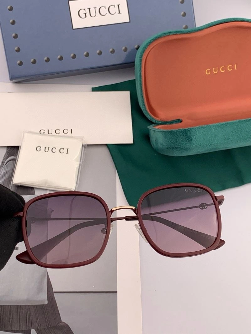 Top mirror Gucci Sunglasses