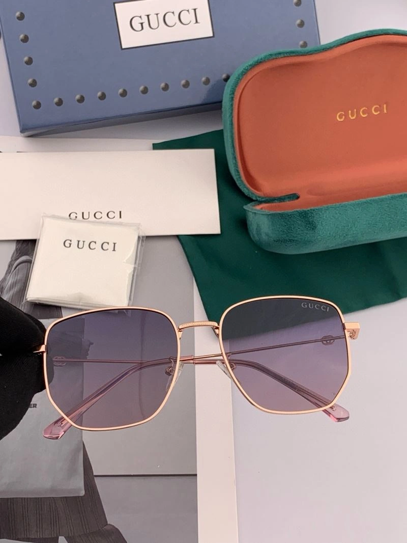 Top mirror Gucci Sunglasses