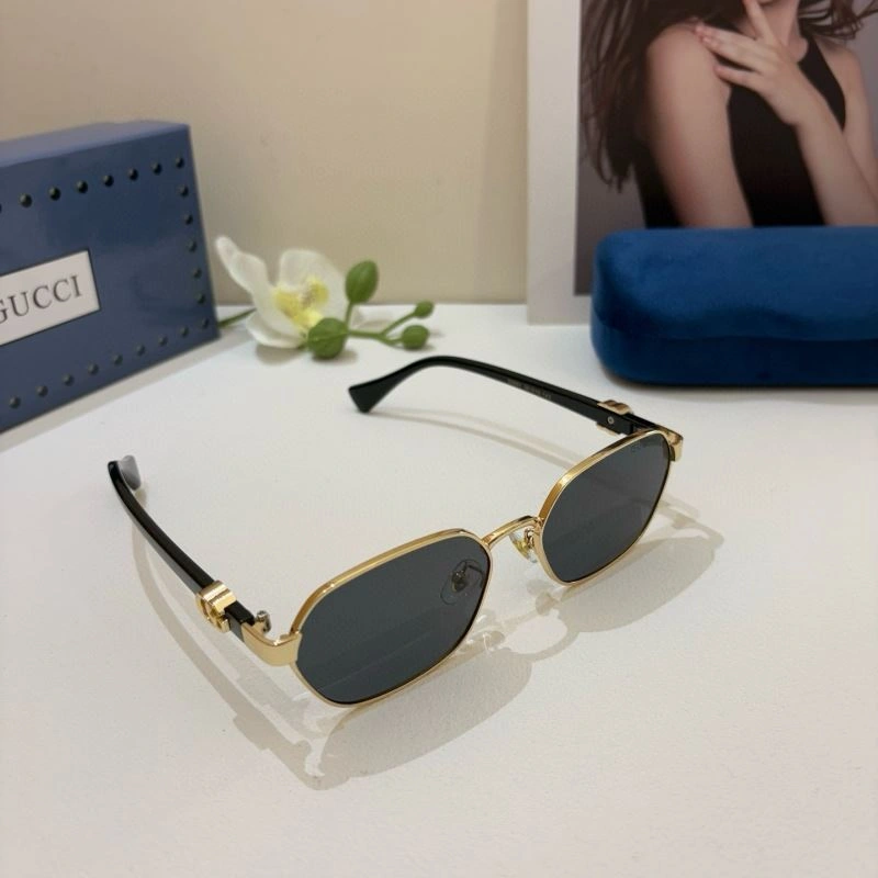 Top match Gucci Sunglasses