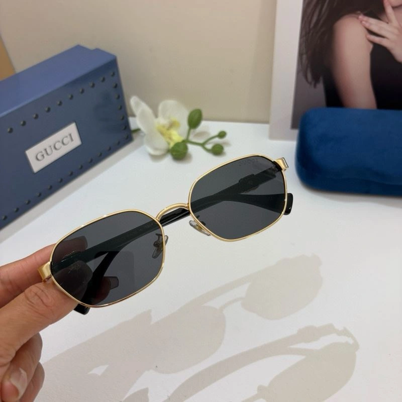 Top match Gucci Sunglasses