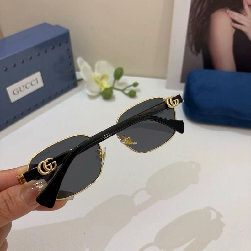 Top match Gucci Sunglasses