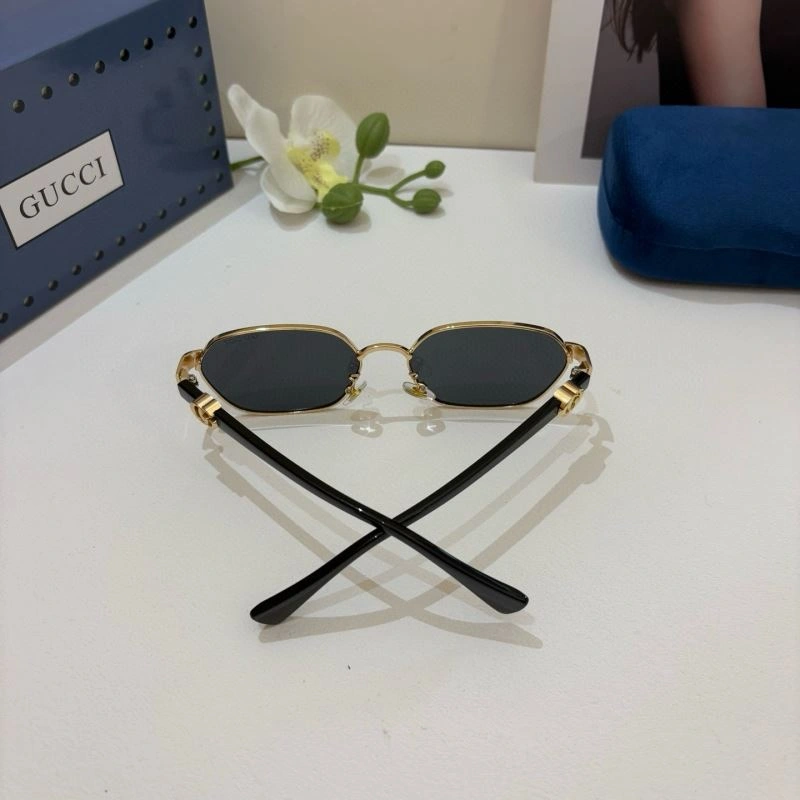 Top match Gucci Sunglasses