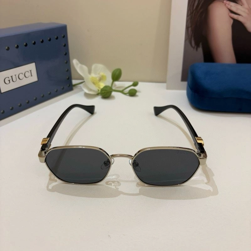 Economical Gucci Sunglasses