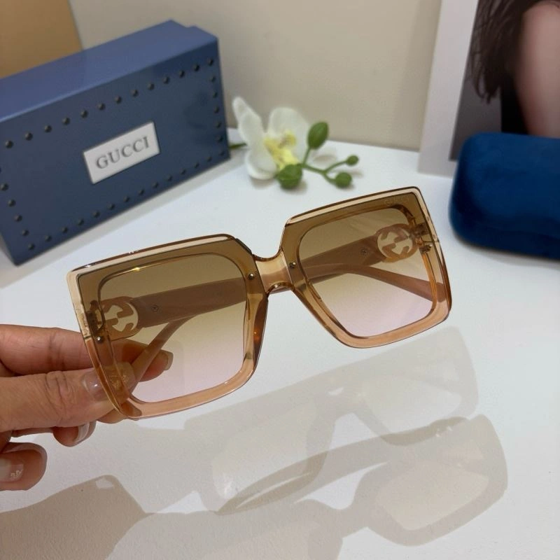 Top mirror Gucci Sunglasses