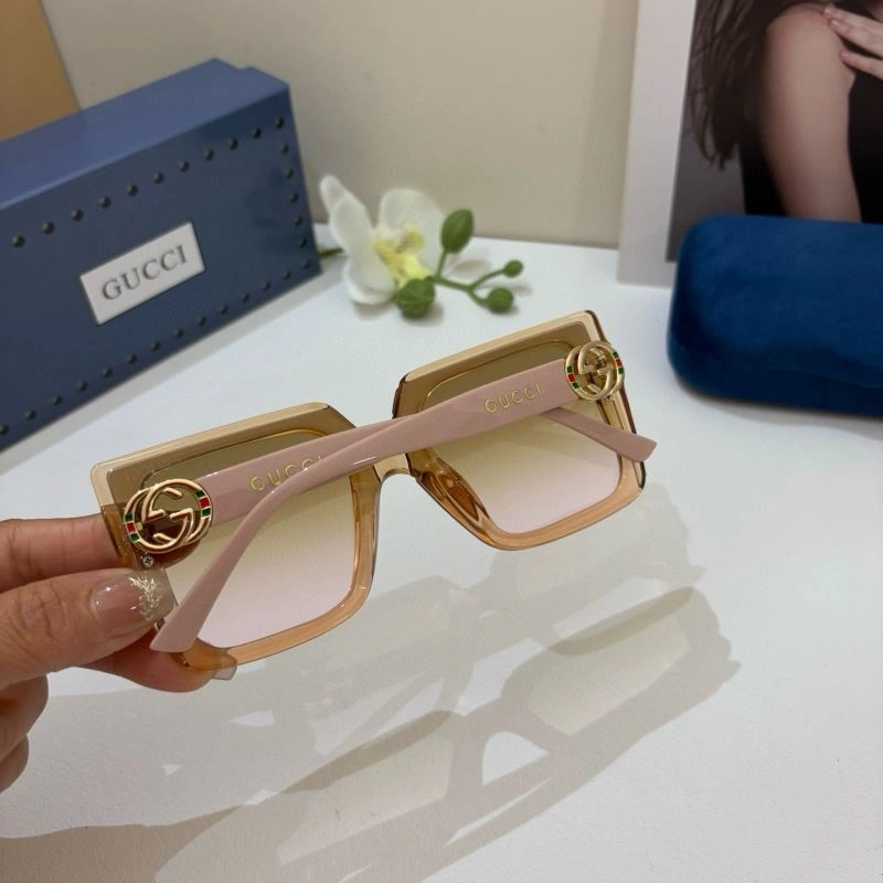 Top mirror Gucci Sunglasses