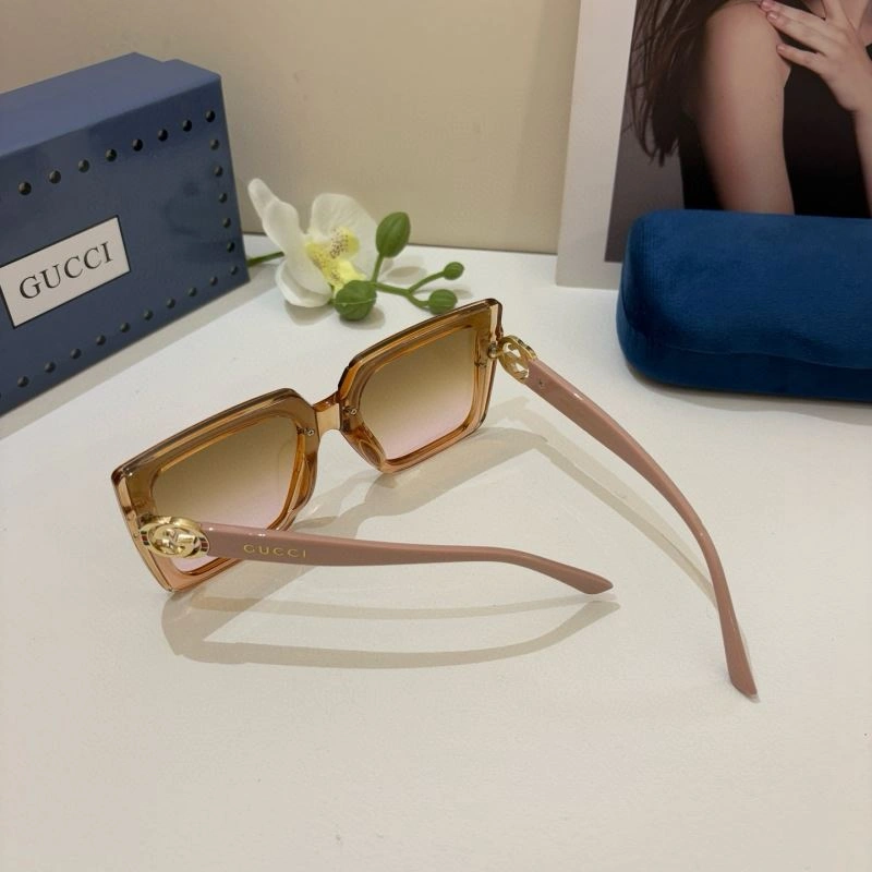 Top mirror Gucci Sunglasses