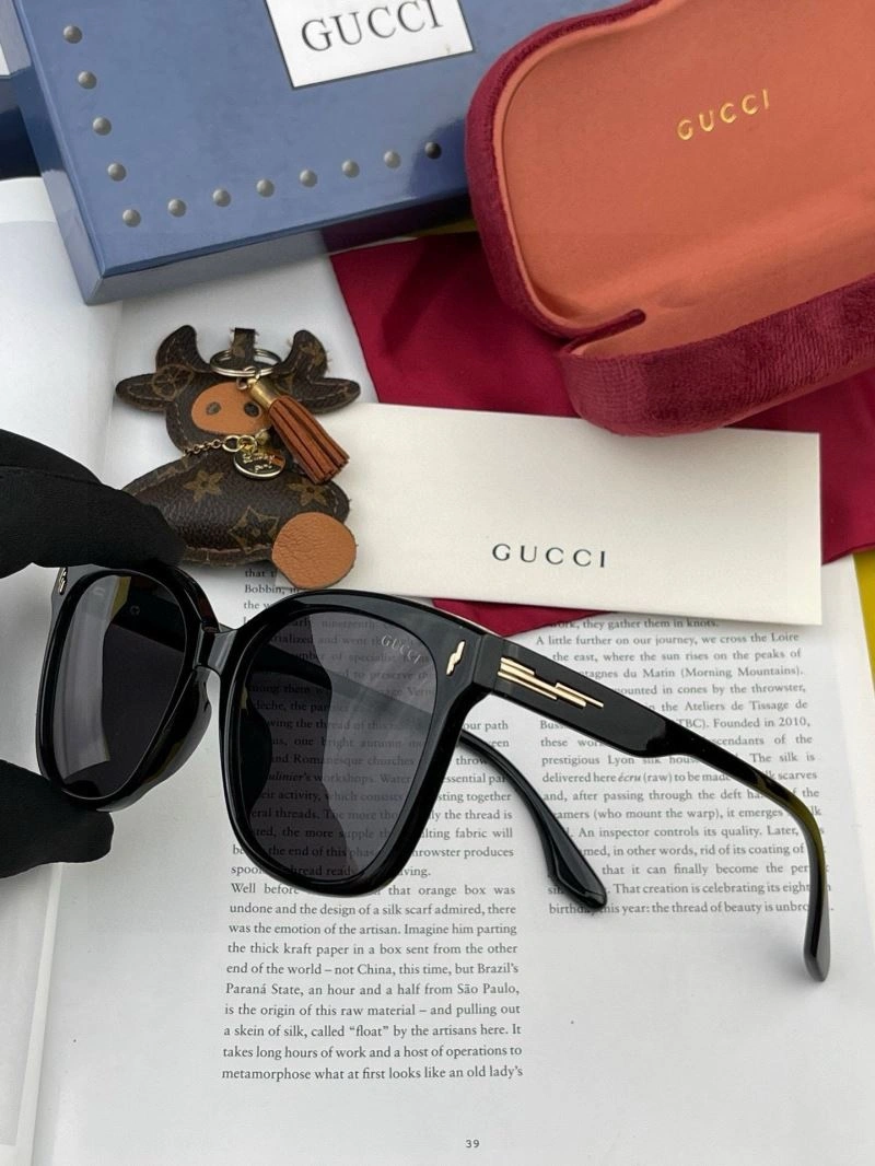 Economical Gucci Sunglasses
