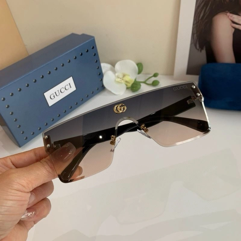 Low-cost Gucci Sunglasses
