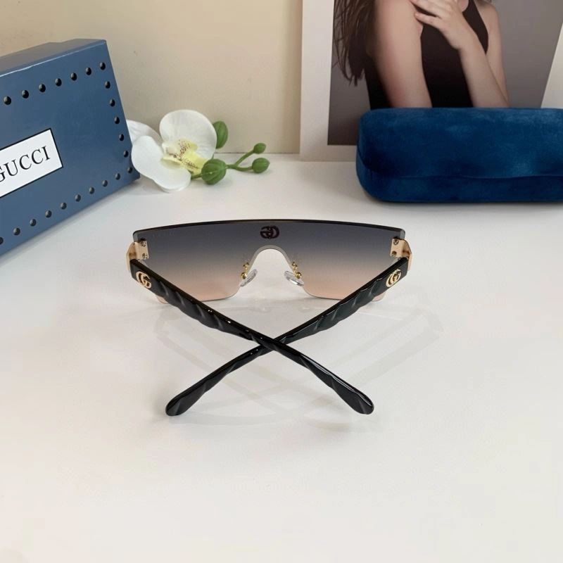Low-cost Gucci Sunglasses