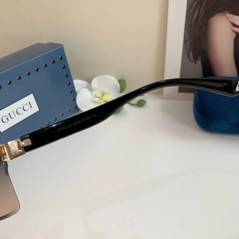 Low-cost Gucci Sunglasses
