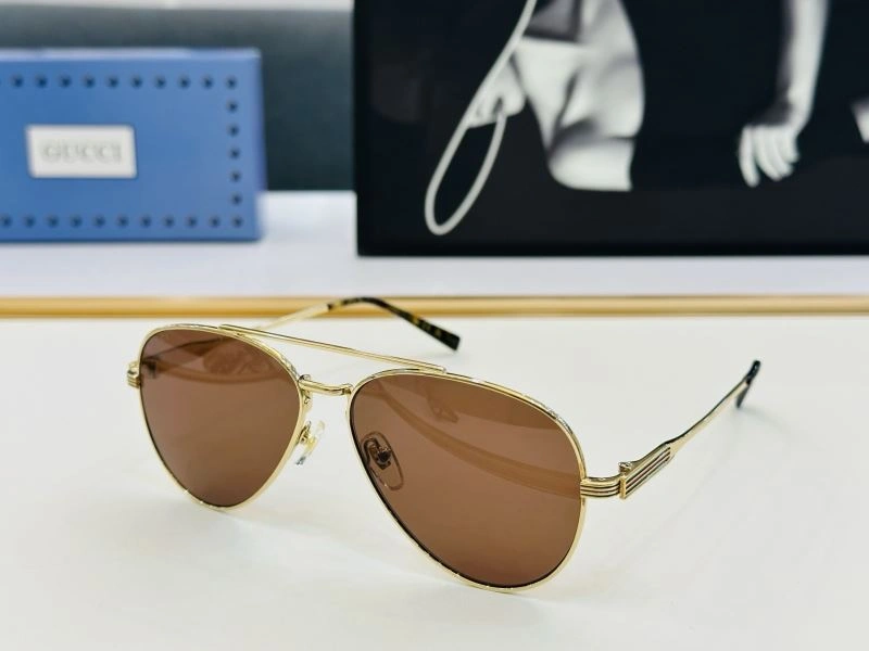 Exact replica Gucci Sunglasses